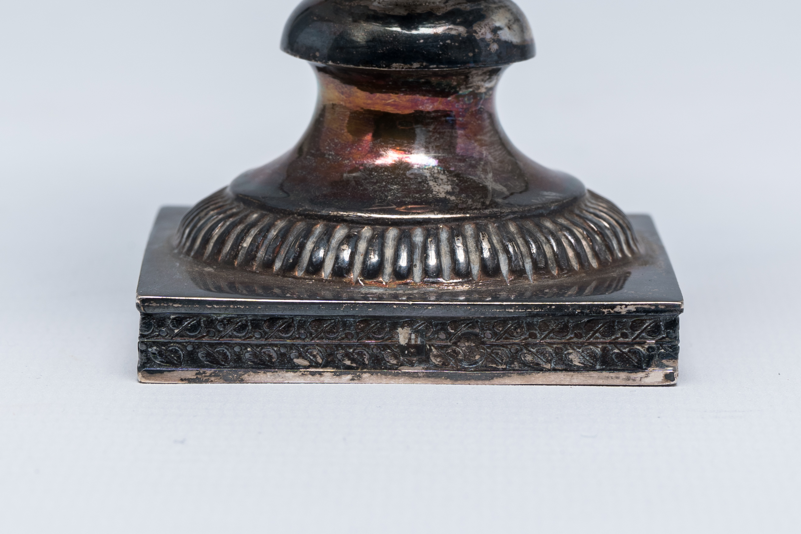 A varied collection of silver items, various origins, 19th/20th C ...