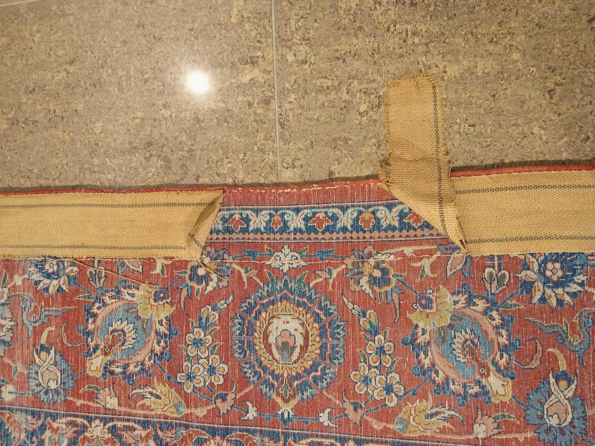 A Persian Isfahan rug with floral design, wool on cotton, Iran, mid ...