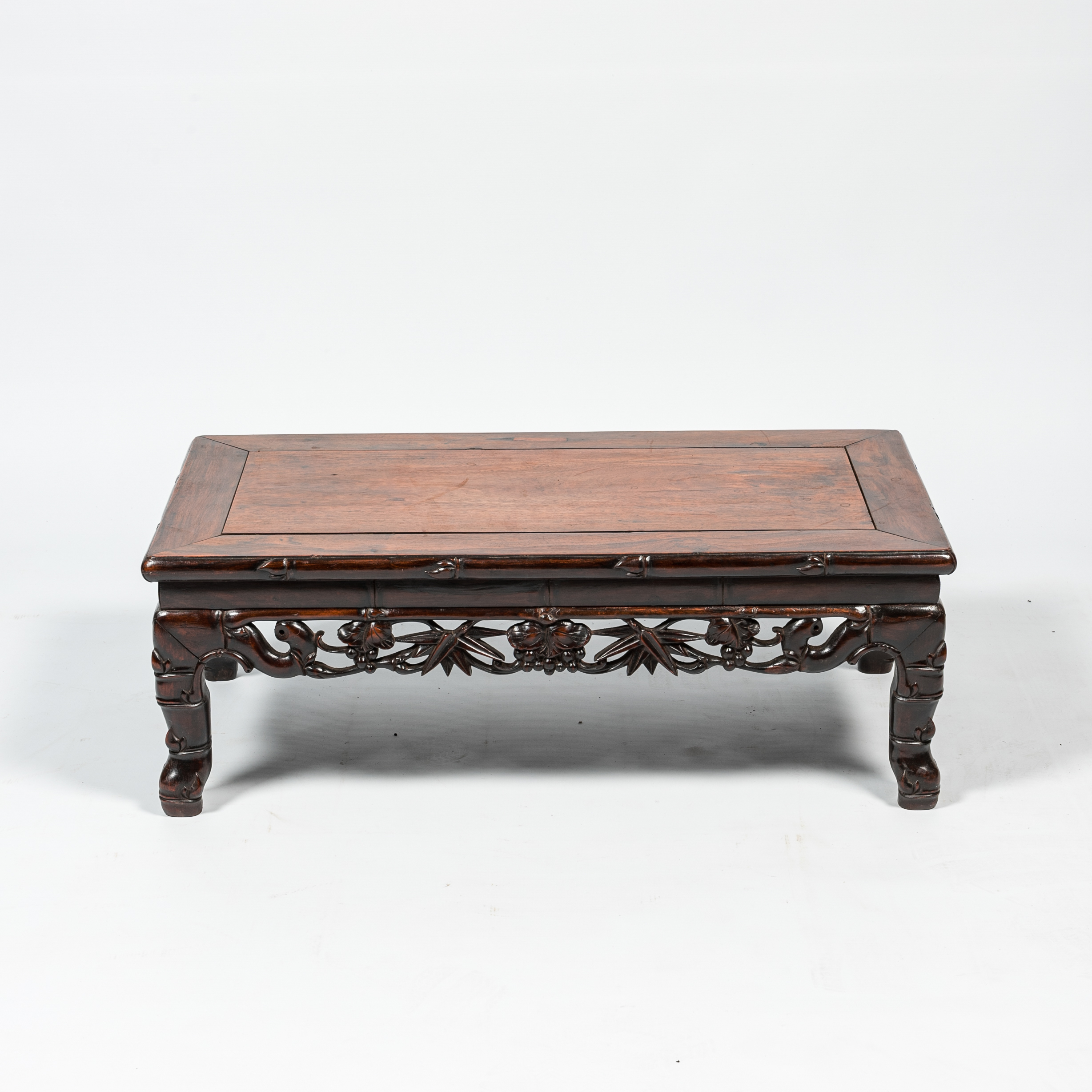 A Chinese hardwood opium table, 20th C. - Coronari Auctions