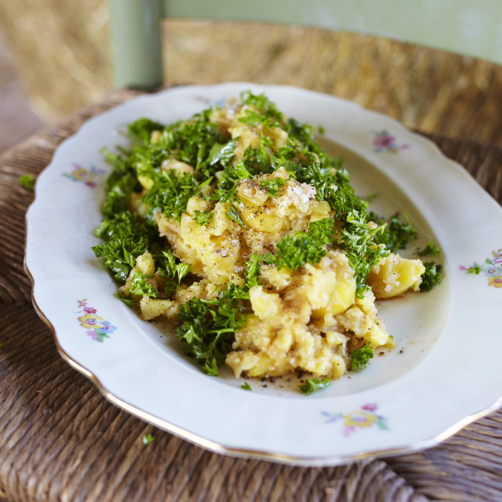 Potatisstomp med brynt smör och örter – Tasteline