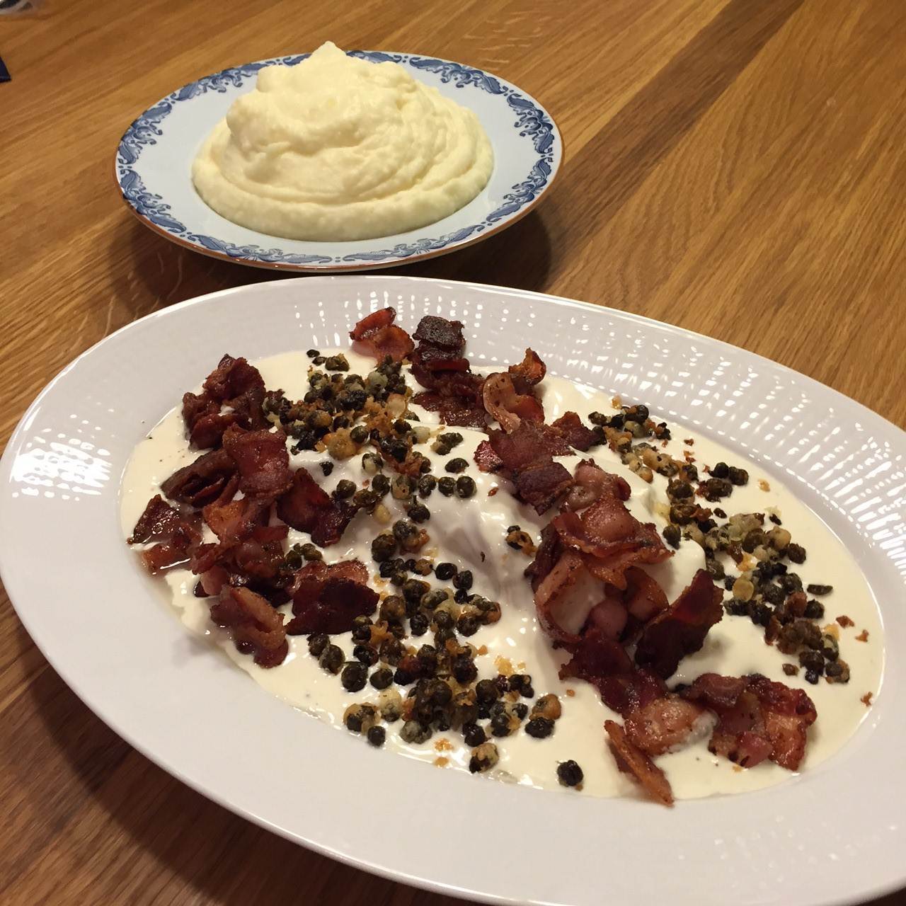 Torskrygg i pepparrotsås med parmesandoftande potatispuré – Tasteline