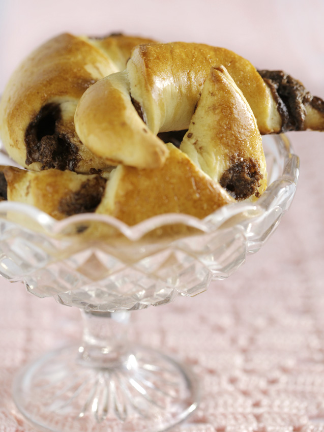 Gifflar med nötkräm – Tasteline