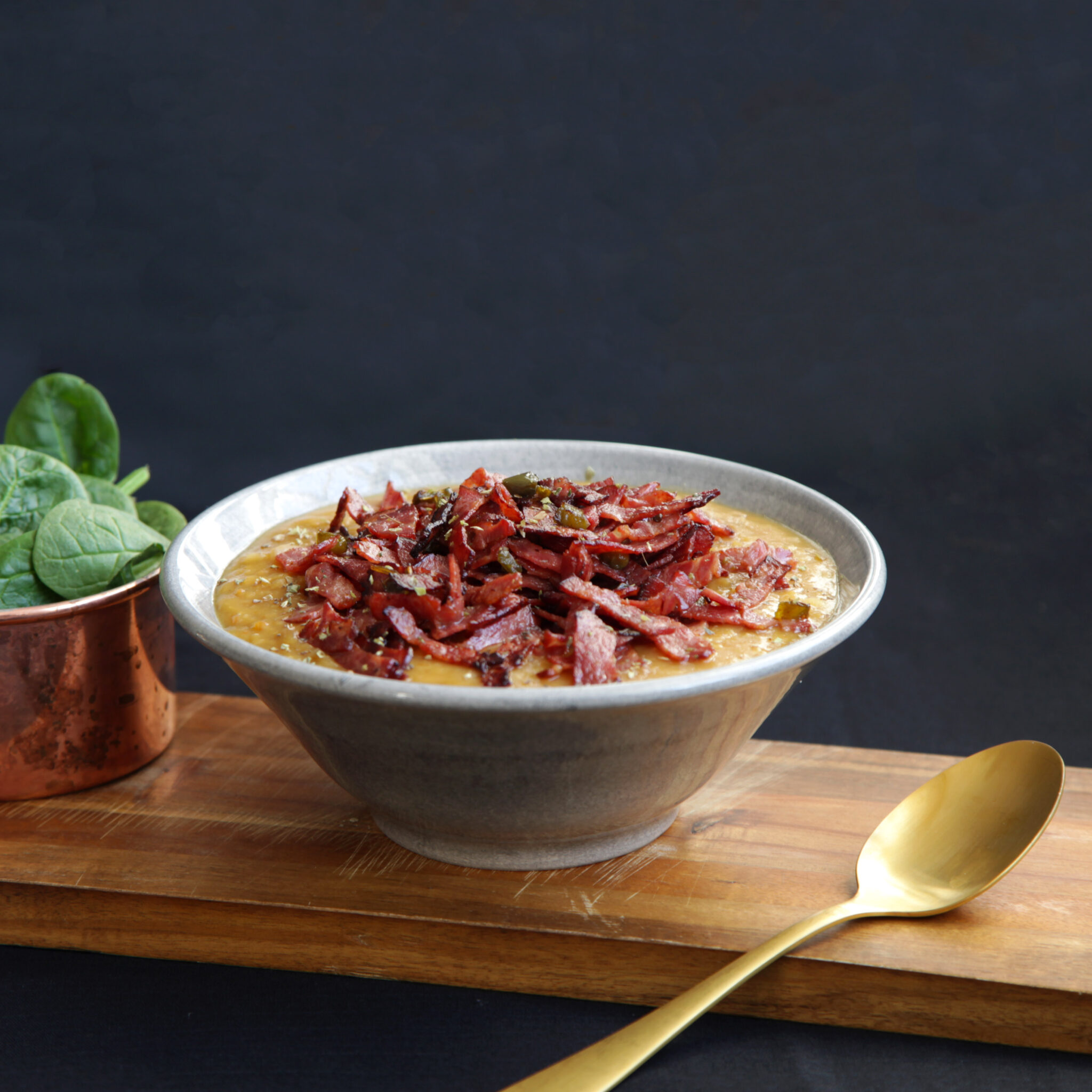 Linssoppa med het kalkonbacon – Tasteline