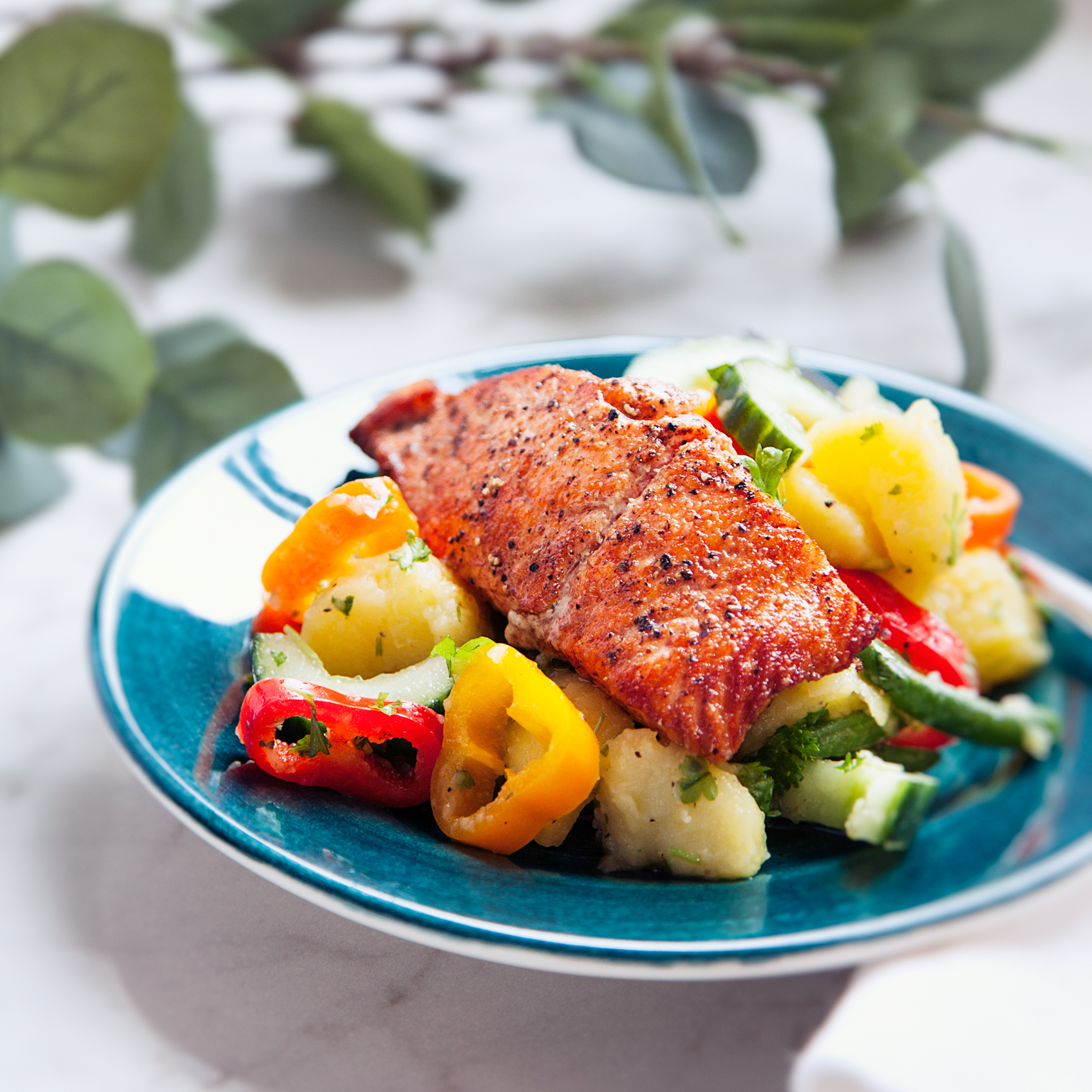 Laxfilé med potatissallad – Tasteline