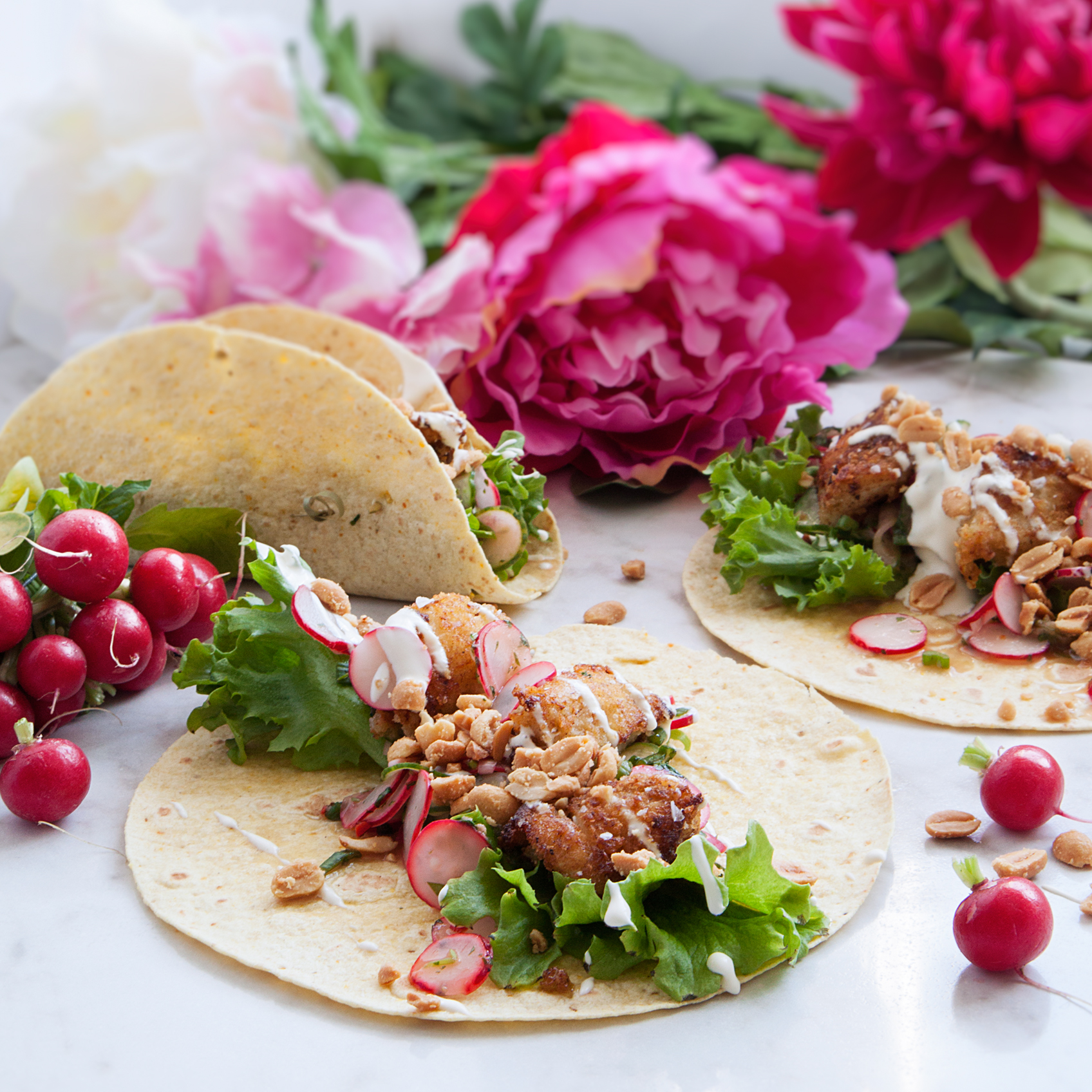 Spring fish taco med syrliga rädisor – Tasteline