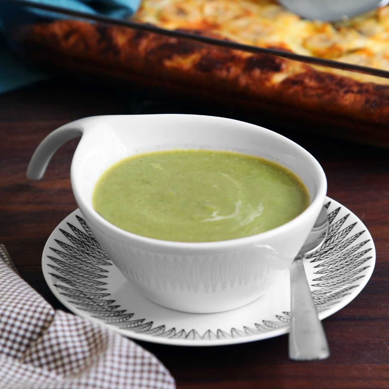 Broccolisoppa med stjälkselleri – Tasteline