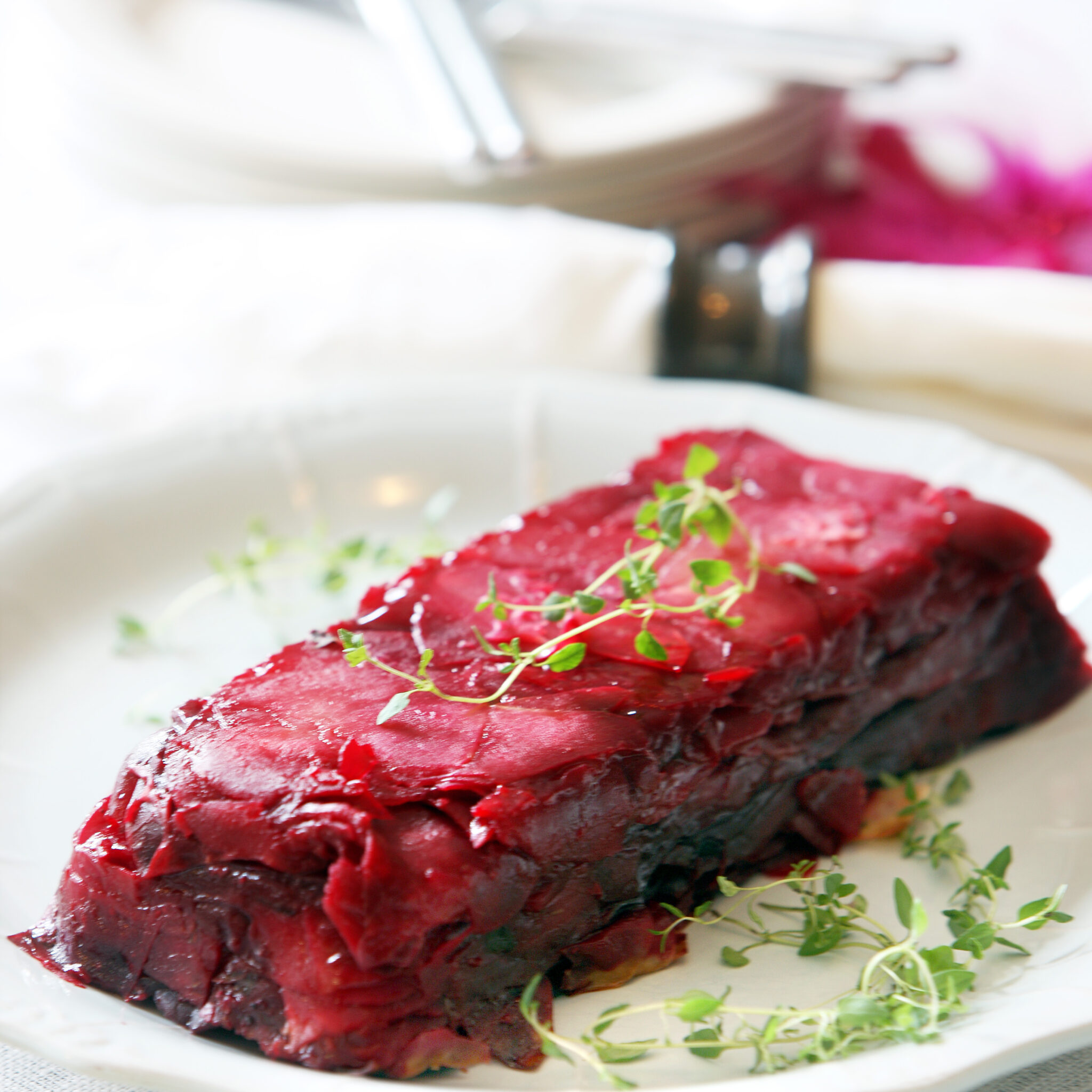 Rödbets- och potatiskaka – Tasteline