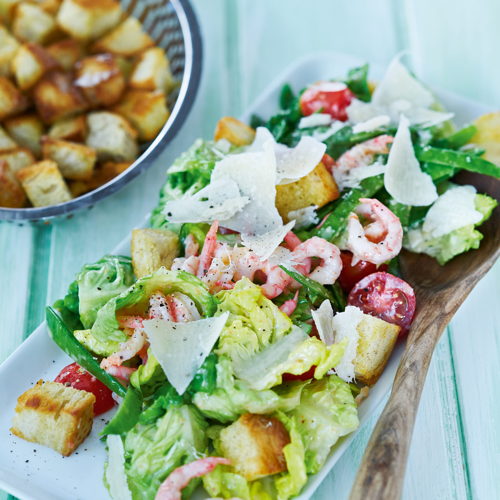 Caesarsallad med räkor – Tasteline