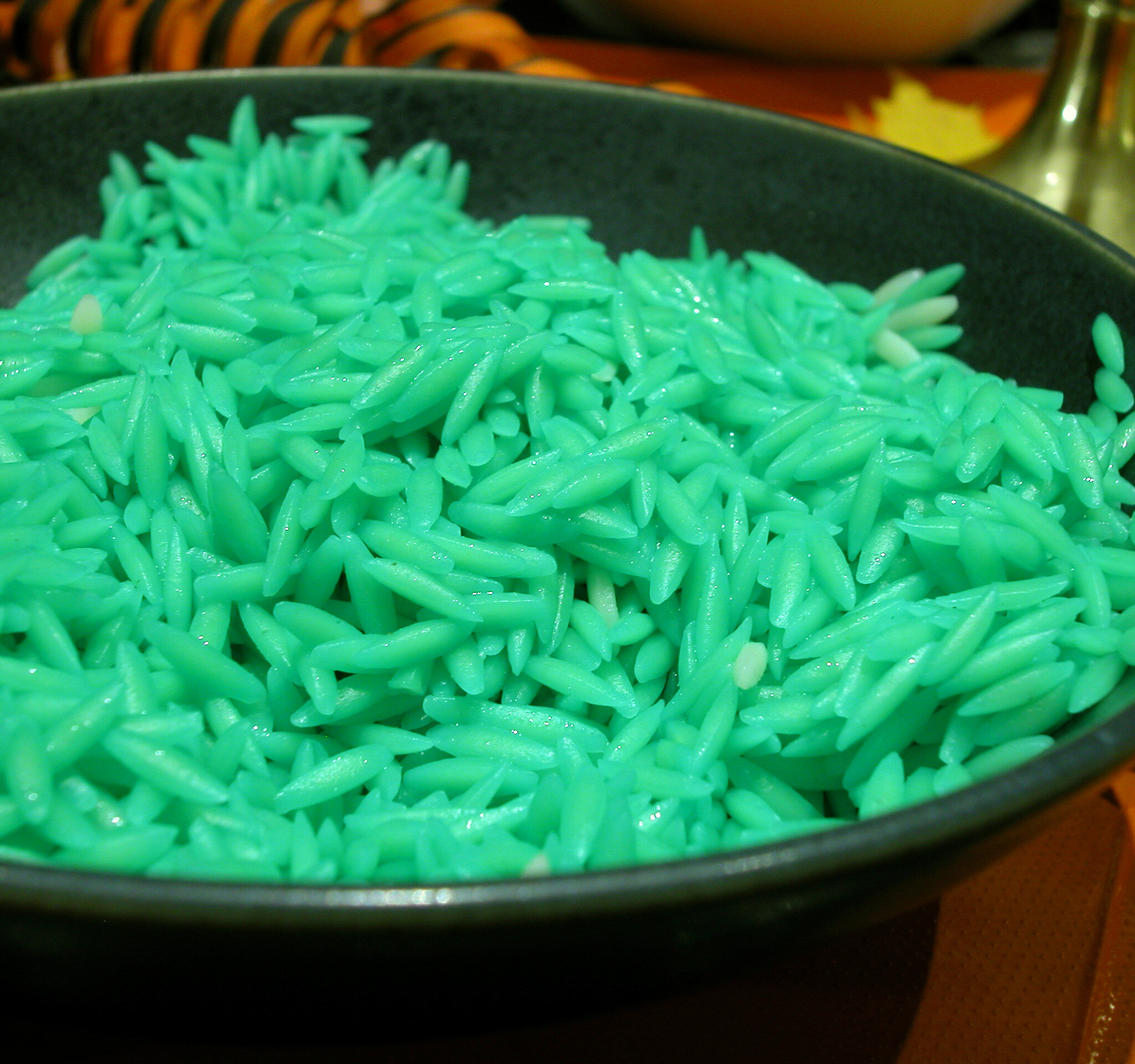 Halloweenrecept: Mögliga myrägg – Tasteline