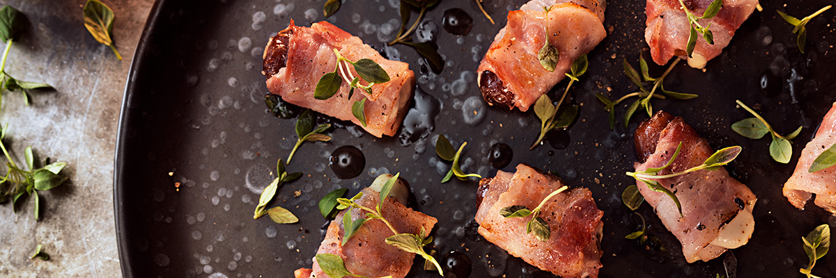 Ostfyllda baconlindade dadlar med Kavli ÄdelOst – Tasteline