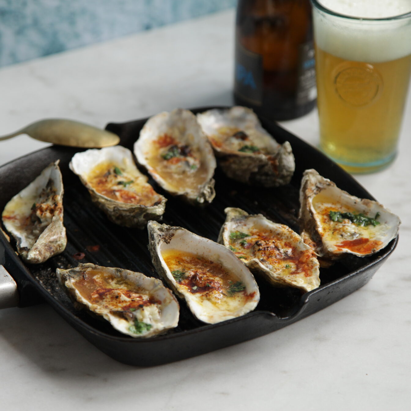 Gratinerade ostron med pecorino – Tasteline