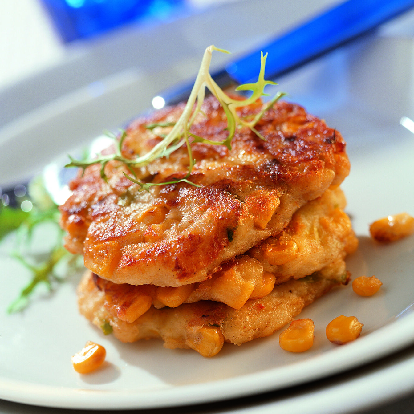 Pluras pannbiff med stekt lök och kokt potatis – Tasteline