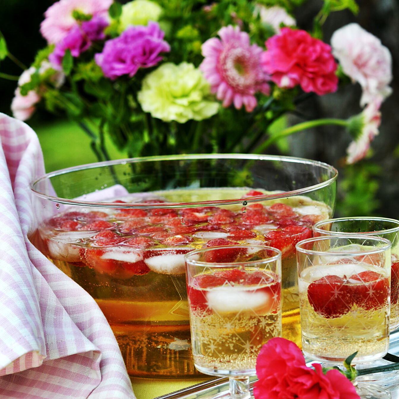 Fläderbål – Tasteline