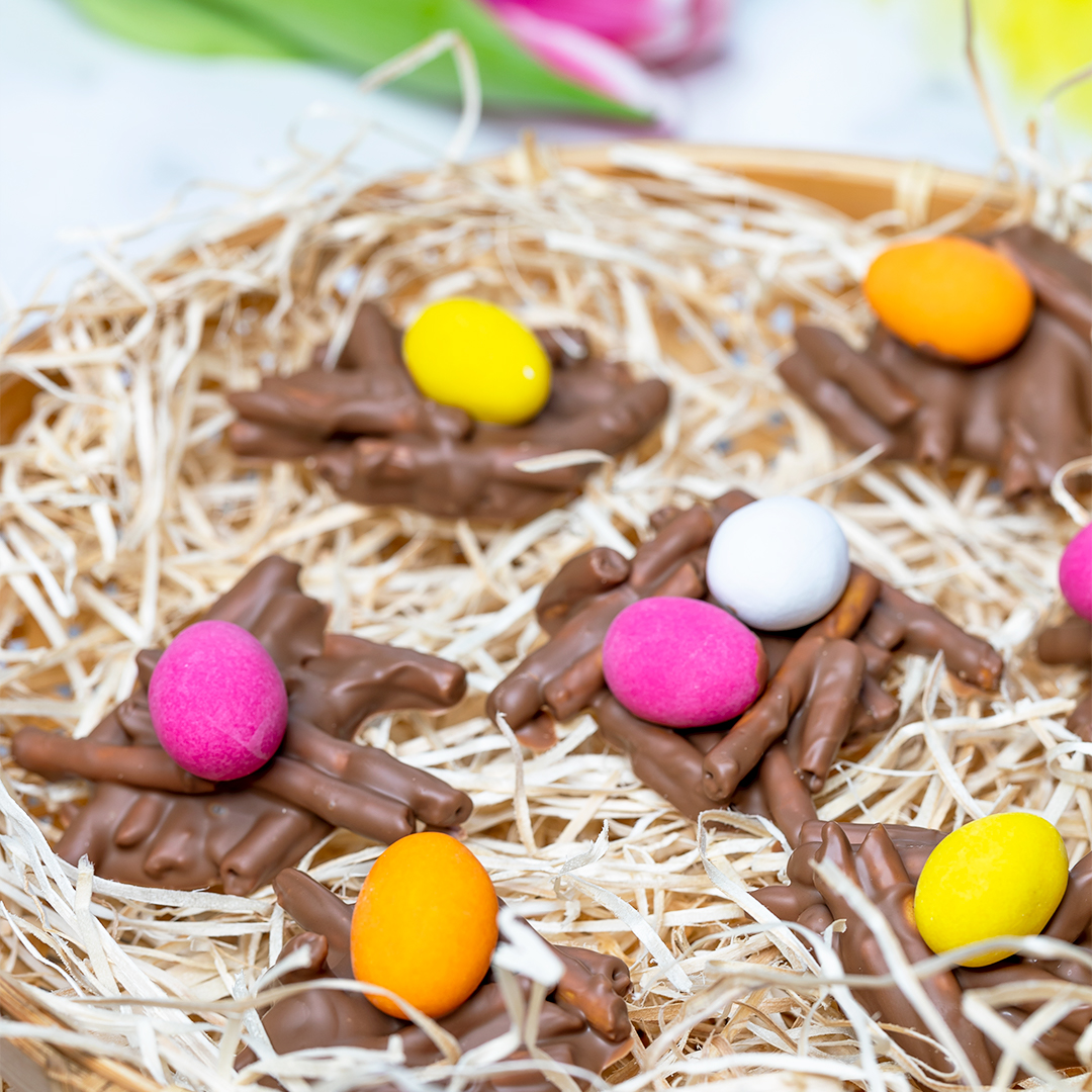 Fågelbon av choklad och salta pinnar – Tasteline