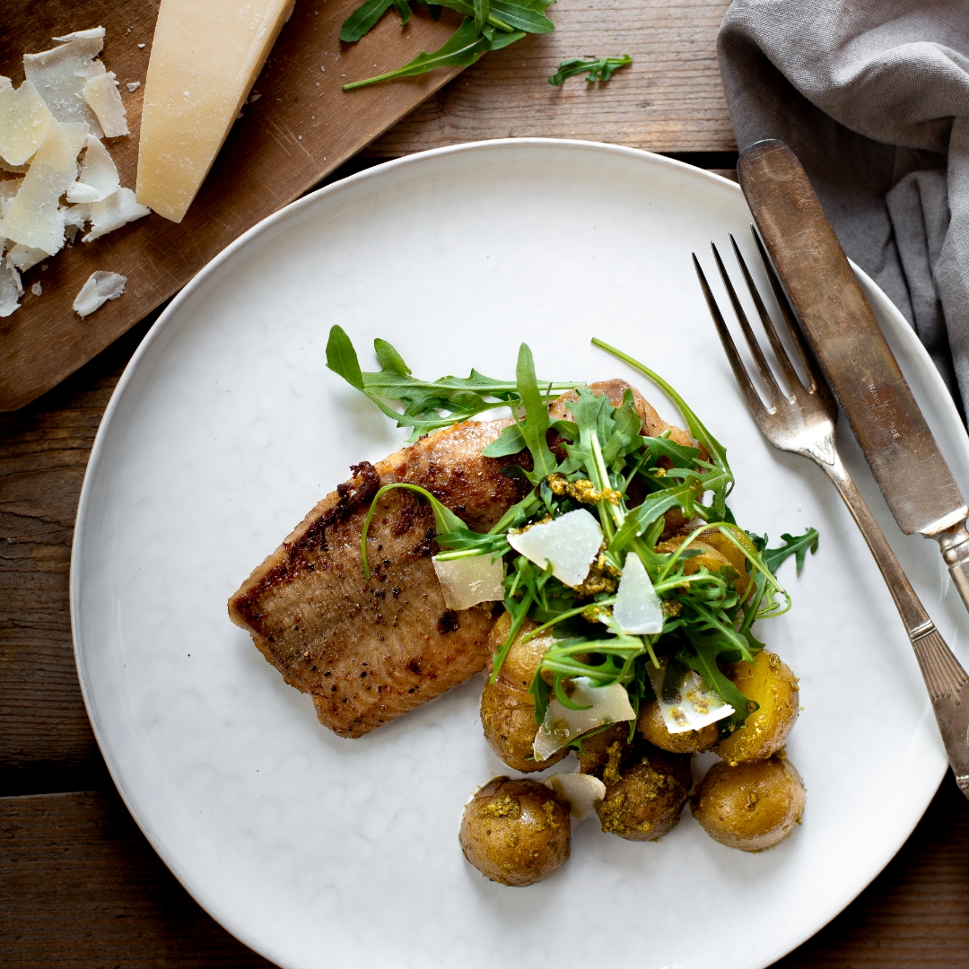 Clarias med pestopotatis och parmesan – Tasteline